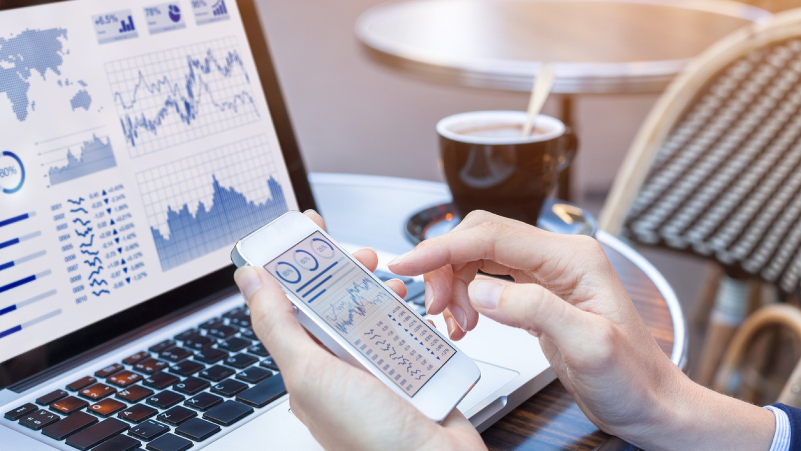 Wat is Data Visualization? - United Brands Association